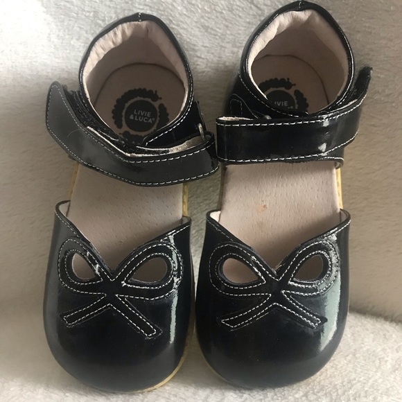 Livie & Luca | Shoes | Livie Lucca Black Bow Mary Jane Shoes | Poshmark